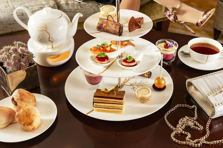 阿布扎比的The Emirates Palace Private Afternoon Tea Experience Abu Dhabi ...