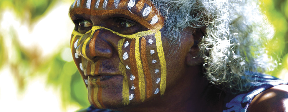 Tiwi Islands Aboriginal Cultural Tour (TFER) ใน เขตปกครองตนเองทางเหนือ ...