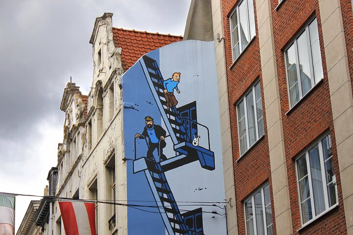 Brussels "Land of Comics": Street Art & Walking Tour in Brussels | Pelago