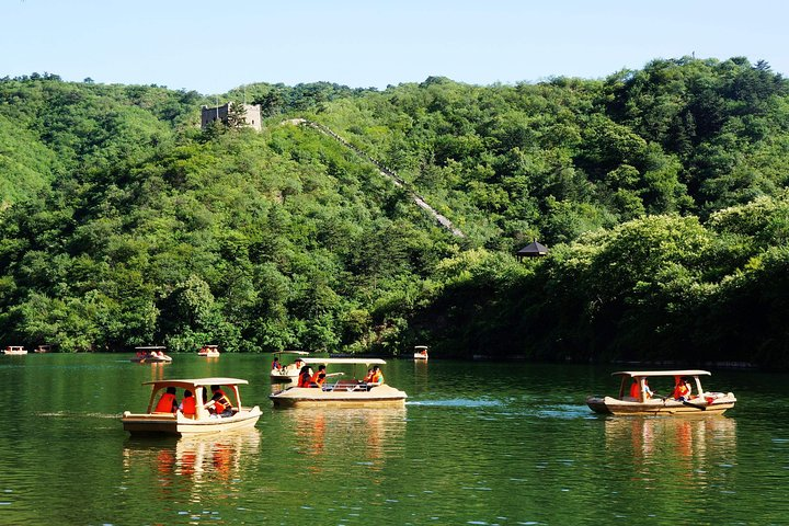 Huanghuacheng Water Wall Chartered Boat Ride and Beijing Olympic ...