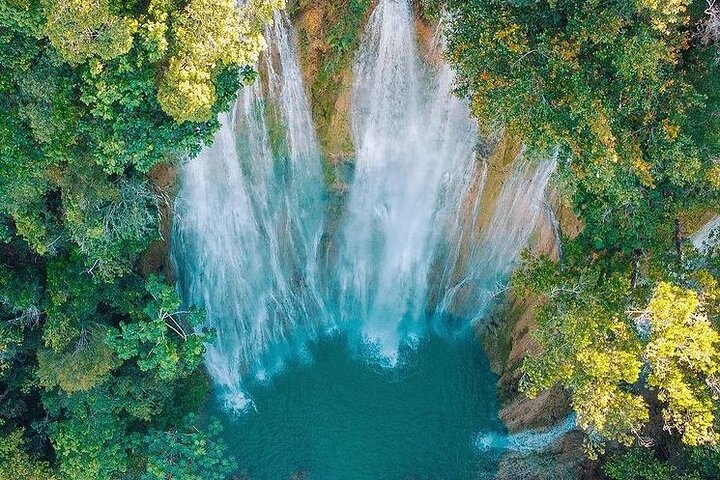 푼타 카나의 Paradise Escape to El Limon Waterfall & Bacardi Island | Pelago