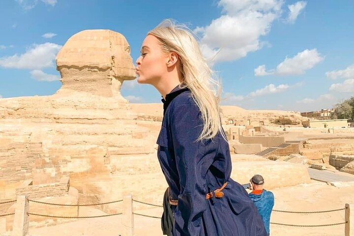 카이로의 Full Day Tour to Pyramids of Giza & Memphis | Pelago