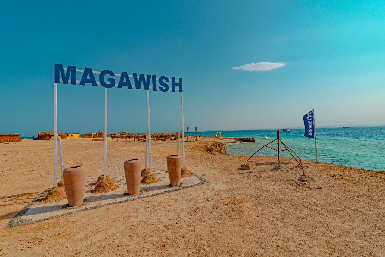 후르가다의 Magawish Island: Guided Snorkeling Tour from Hurghada + Lunch | Pelago