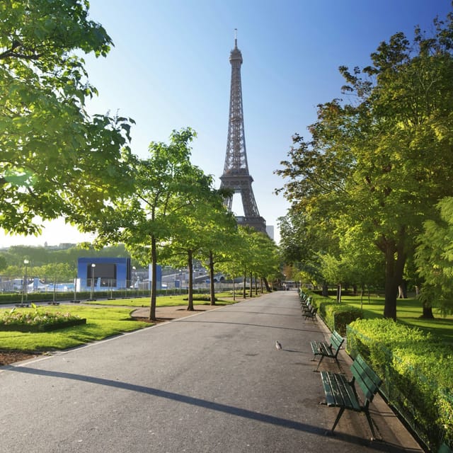 Eiffel Tower: Priority Access to the Summit + Audio Guide in Paris | Pelago