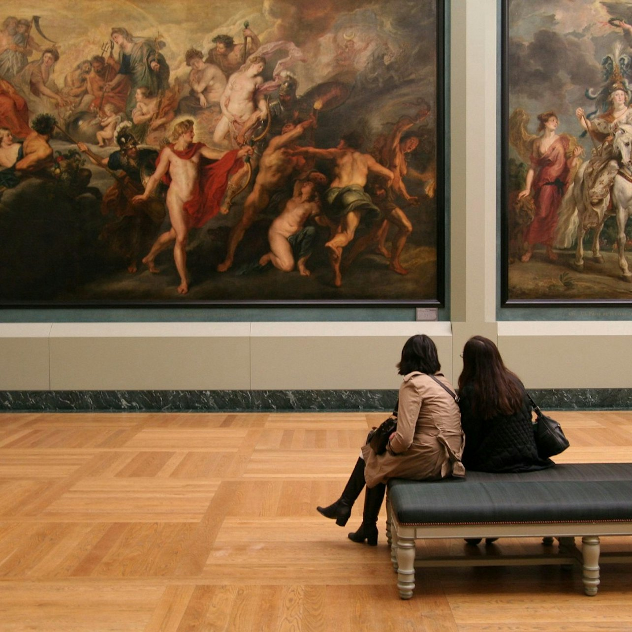 Louvre Museum: Priority Entrance Ticket + Guided Tour in Paris | Pelago