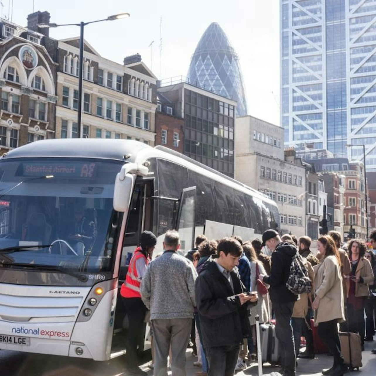 Bus between Stansted Airport and London Liverpool Street Station in ...
