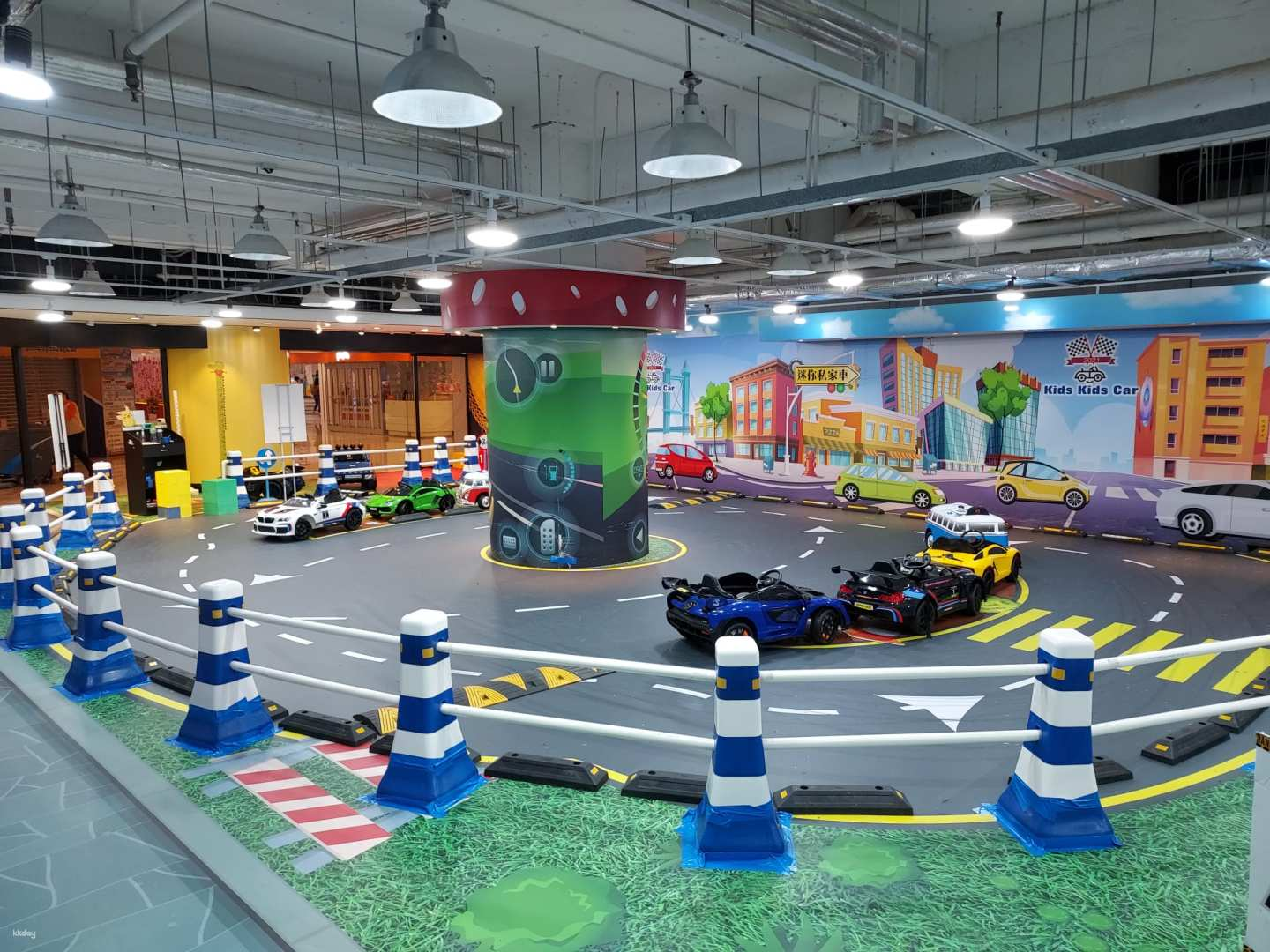 홍콩의 [A good place for families in Tsim Sha Tsui] Kids Kids Car ...
