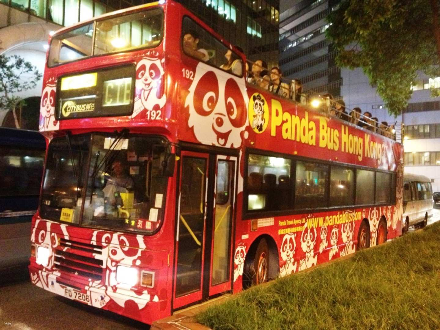 A Hong Kong classic! Open-top bus tour of Hong Kong city and night view ...