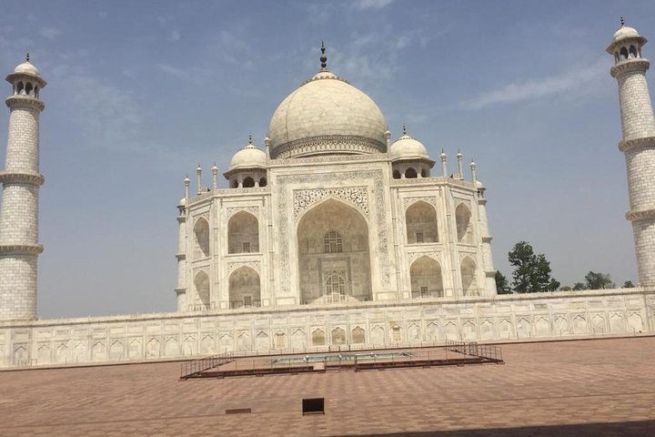 자이푸르의 Taj Mahal City Tour by car or train from Jaipur | Pelago