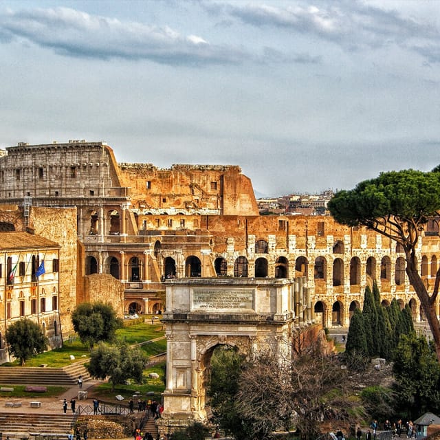 Colosseum & Roman Houses of The Celio: Multimedia Experience in Rome ...