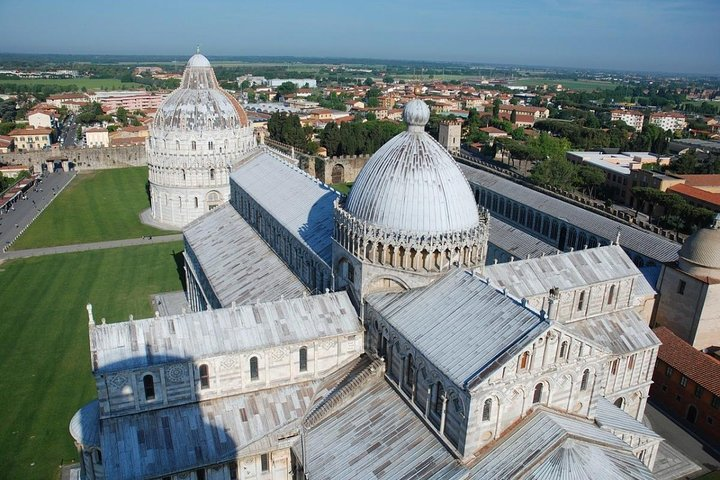 Pisa Complex