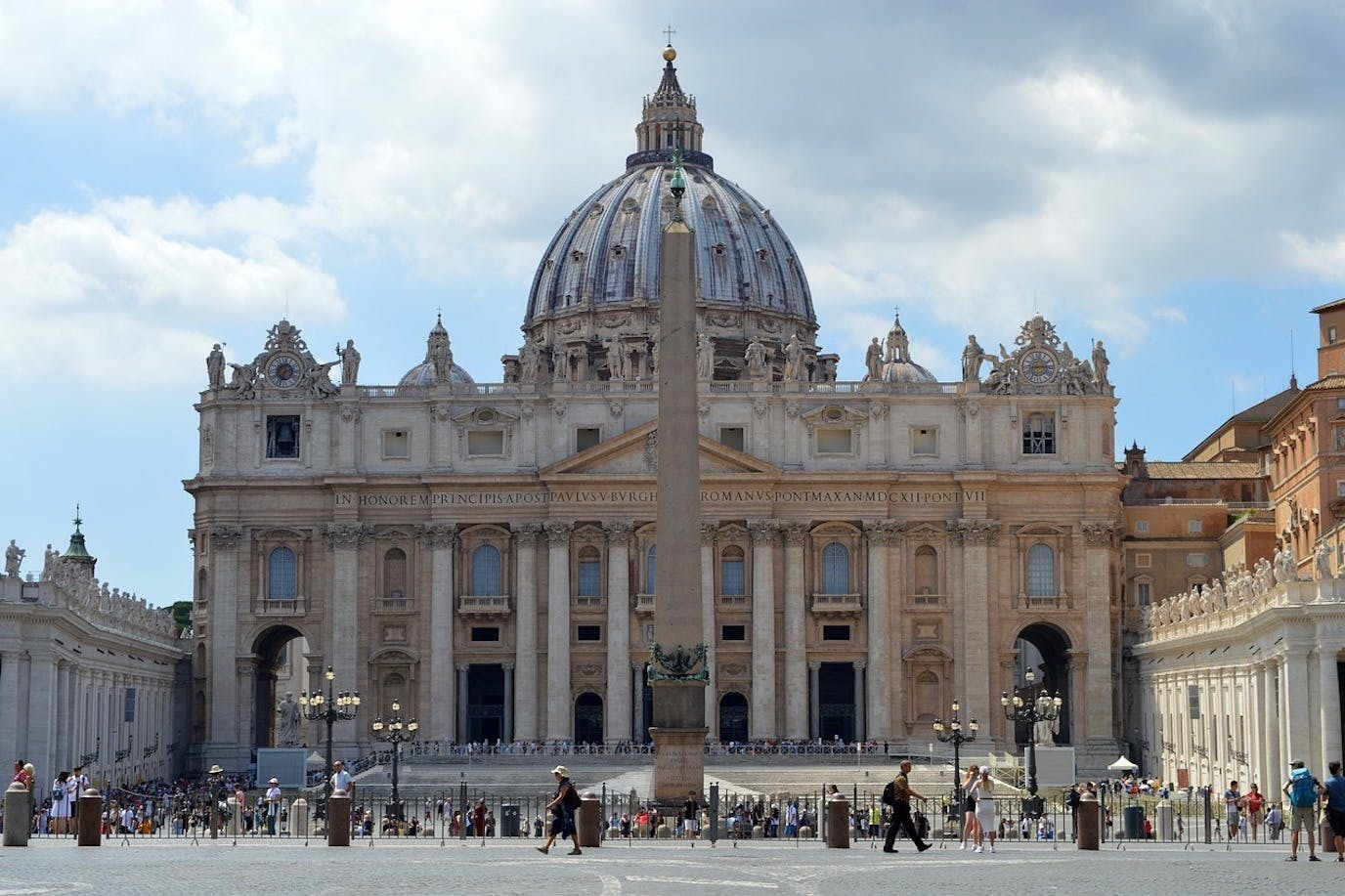 St. Peter's Basilica: Guided Tour + Vatican Grottoes Access in Rome | Pelago