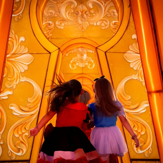 나폴리의 This Is Wonderland: Alice - Lost Inside You Entry Ticket | Pelago