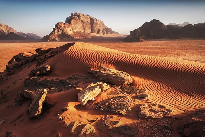 desert bordering jordan