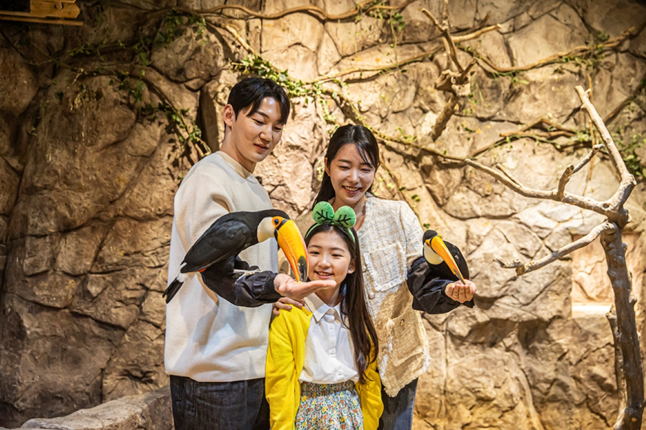 Zoolung Zoolung Indoor Animal Theme Park in Seoul | Pelago