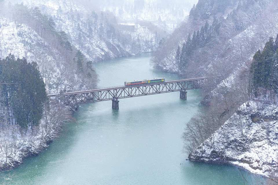 Fukushima's Grand Slam Bus Tour: Ouchi-juku, Tadami Rail & Lake ...