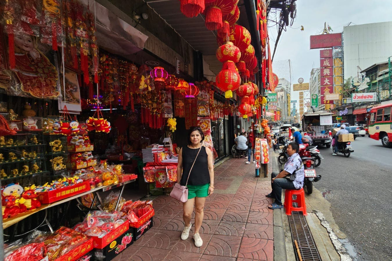 Bangkok: Chinatown Guided Tour + Wat Chakrawat Visit in Bangkok | Pelago
