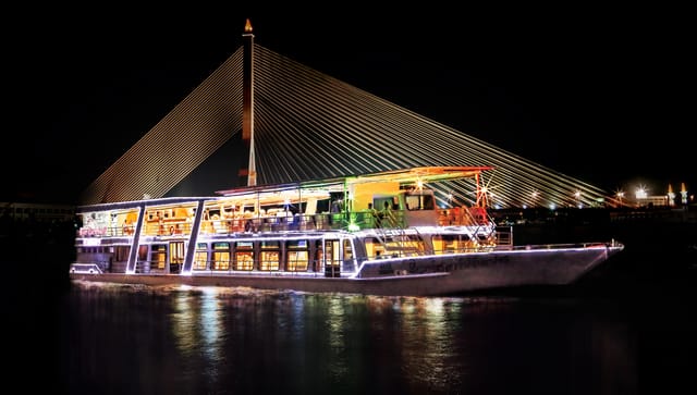 River Star Princess Dinner Cruise tại Băng Cốc | Pelago