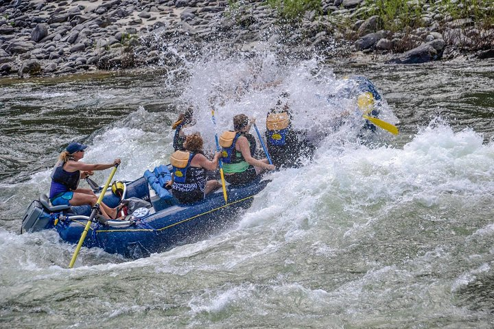 맥콜의 Full Day Rafting Trip | Pelago