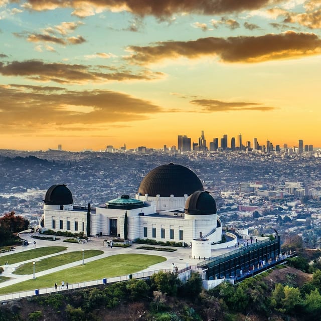 Griffith Observatory: Guided Sunset Tour in Los Angeles | Pelago