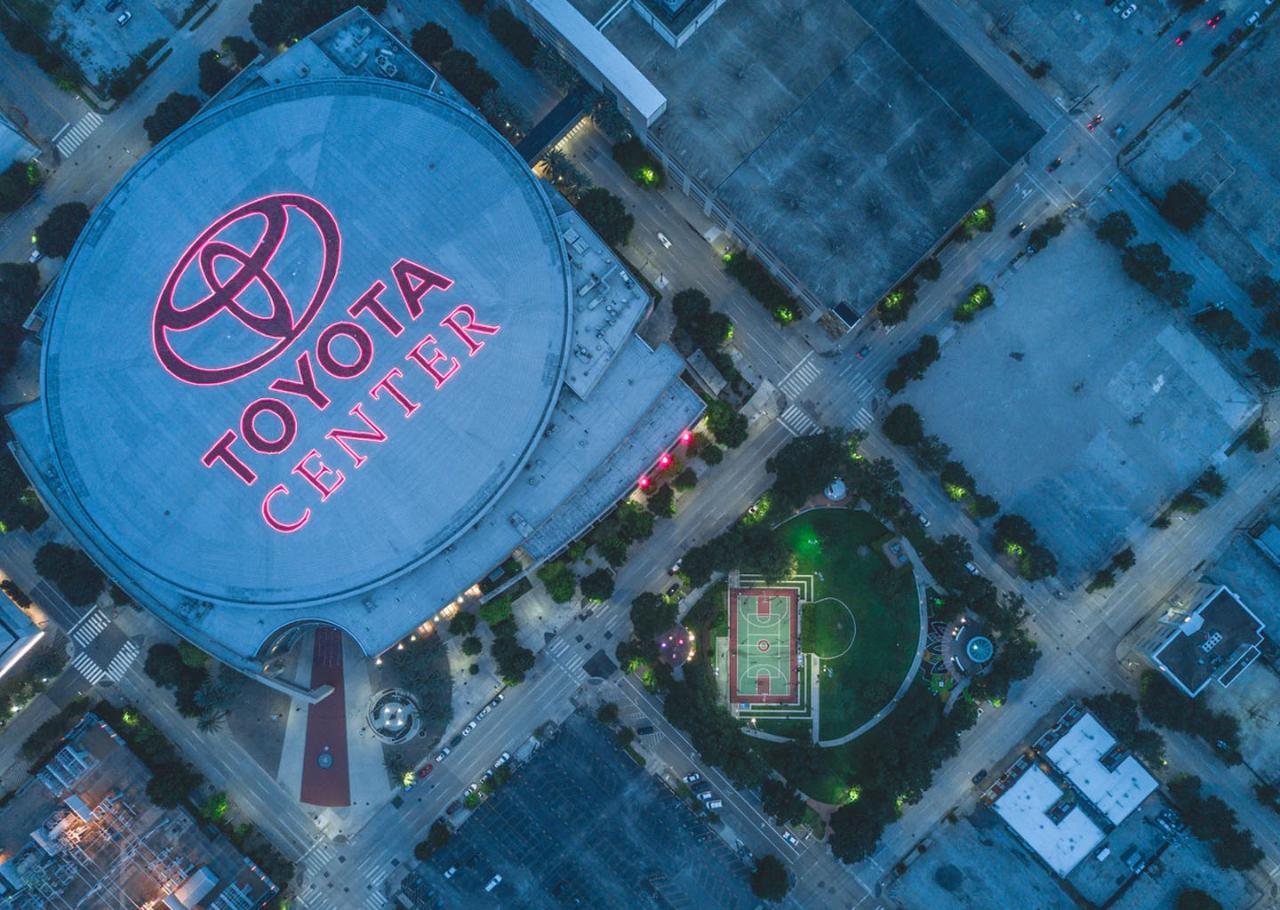 Houston Rockets at Toyota Center in Houston | Pelago