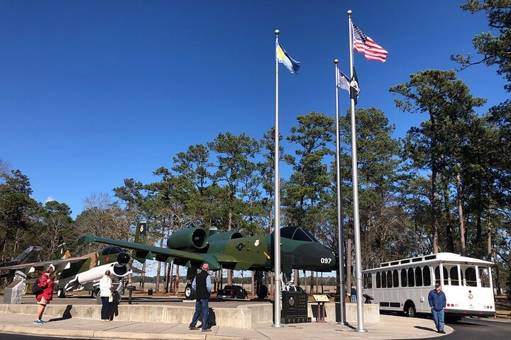 머틀 비치의 Myrtle Beach Military History Trolley Tour | Pelago
