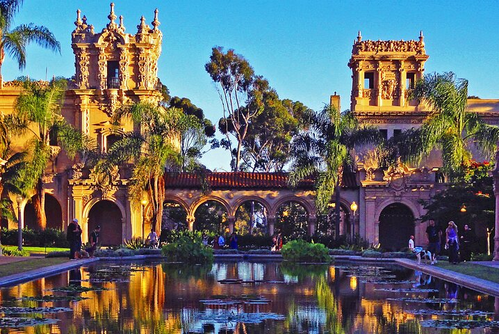 Private Customizable Iconic City Highlights Tour - Cultural, Historic ...