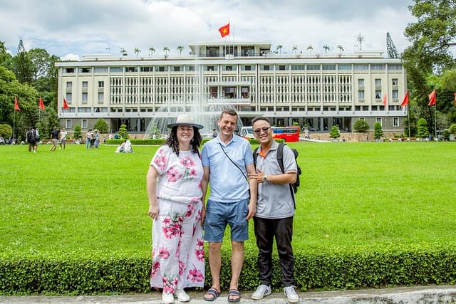 Small-group Saigon City Tour: 4-Hour Must-see Landmarks & Icons ใน ...